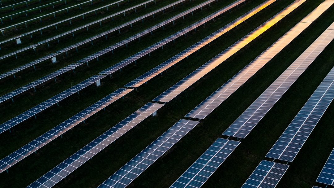 T1 Energy surges on deal with Corning for 'Made in America' solar ...