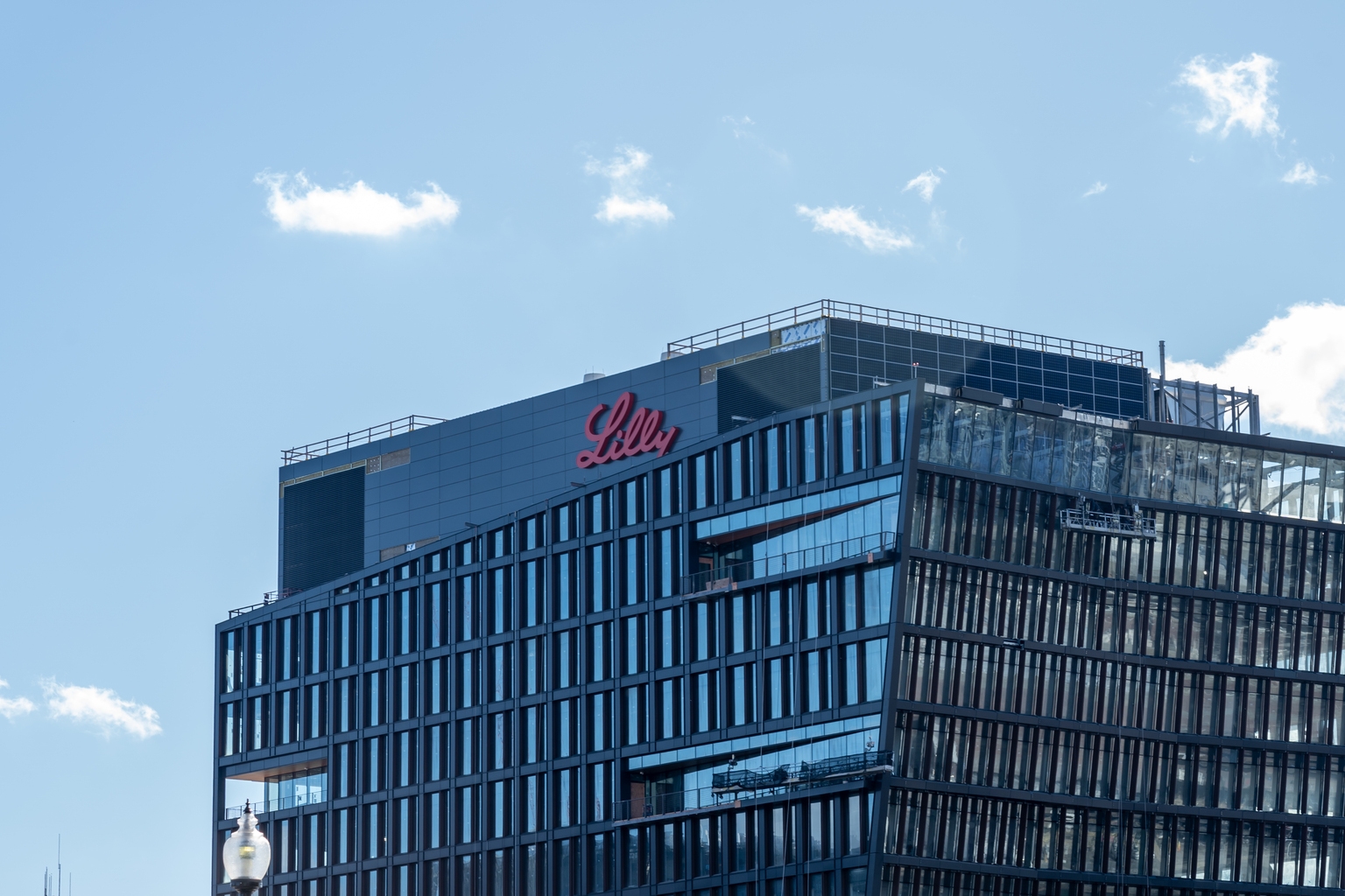 Eli Lilly Stock: The Right Long-Term Strategy (NYSE:LLY) | Seeking Alpha