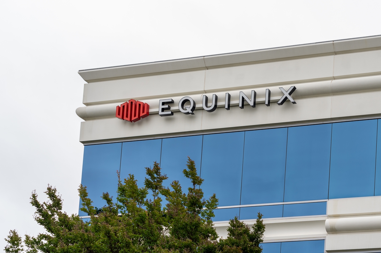 Equinix forms JV with GIC, CPP Investments to raise $15B for future ...