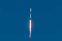 SpaceX Falcon 9 suffers malfunction during Starlink launch (NASDAQ:TSLA) | Seeking Alpha