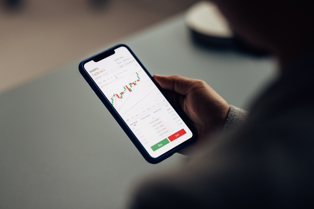 Interactive Brokers: Volatility Is Supercharging Commercial Momentum ...