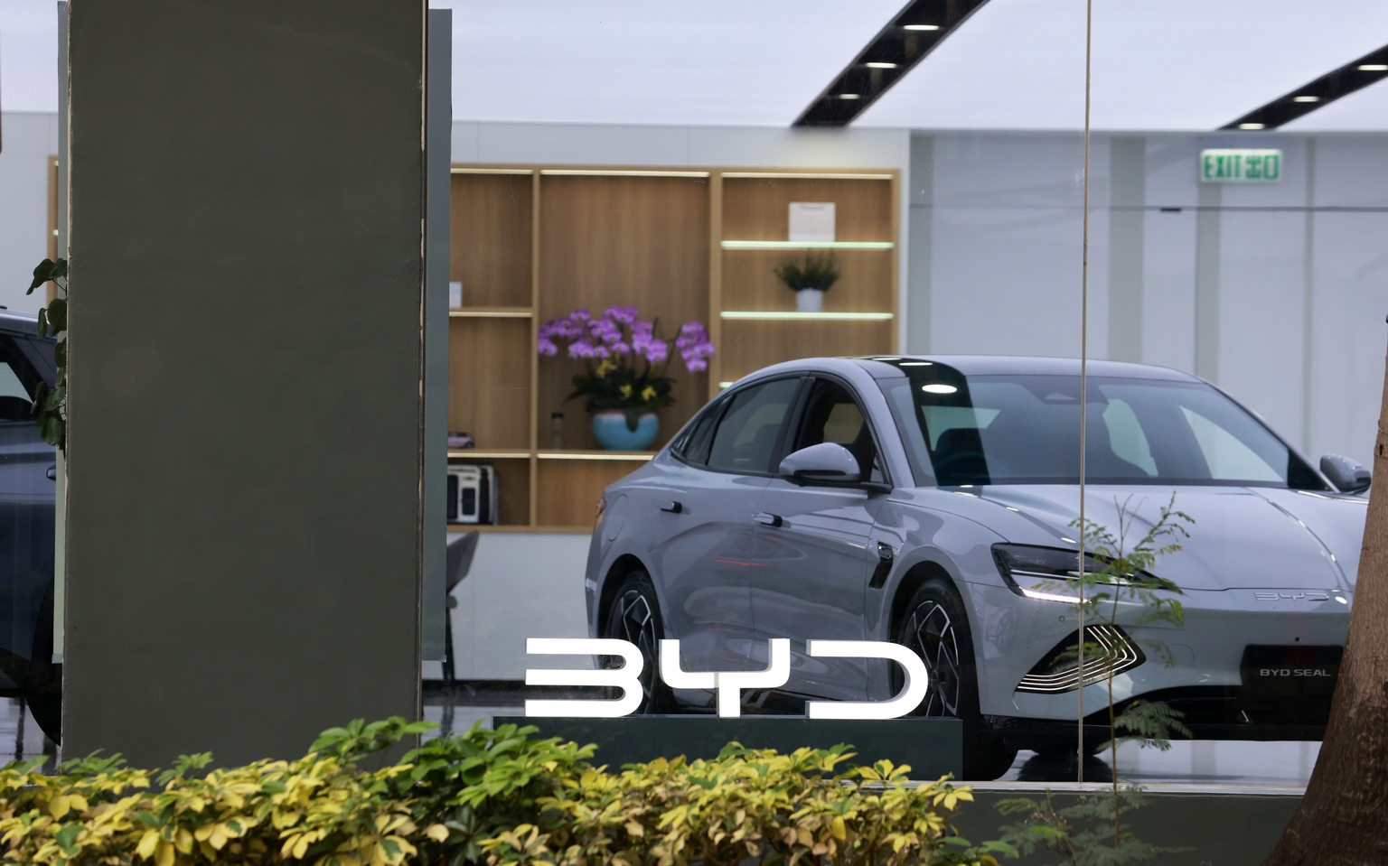 Will BYD beat Tesla again in the EV sales race? | Seeking Alpha