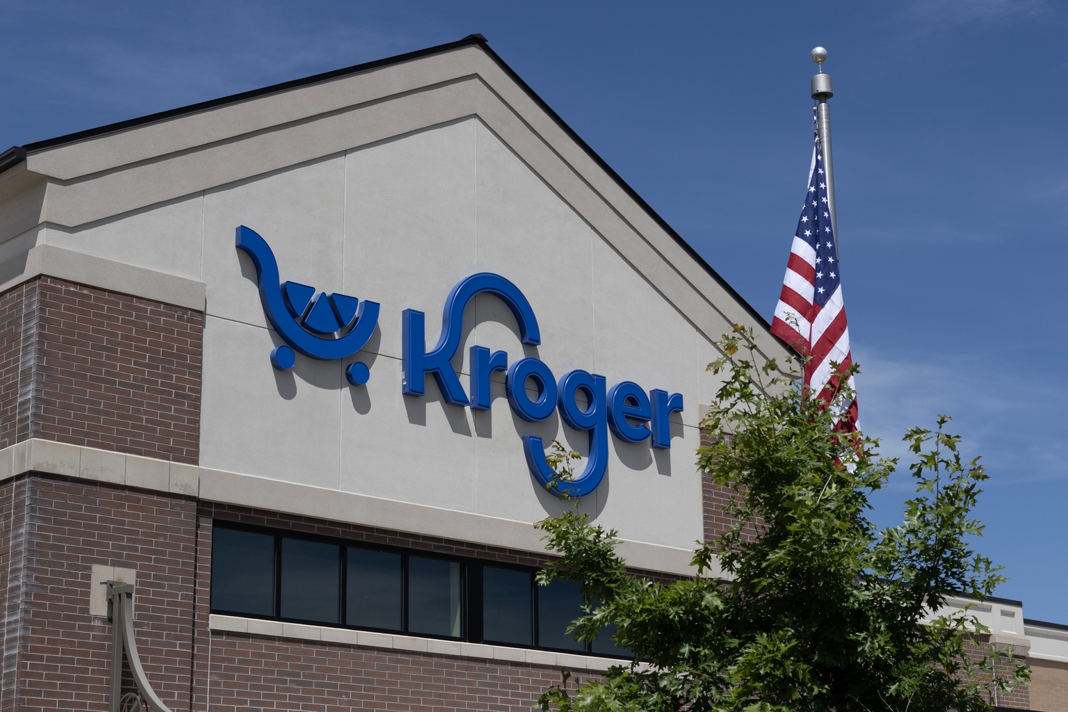 Kroger taps former Walmart executive Greg Foran as CEO: WSJ (KR:NYSE ...