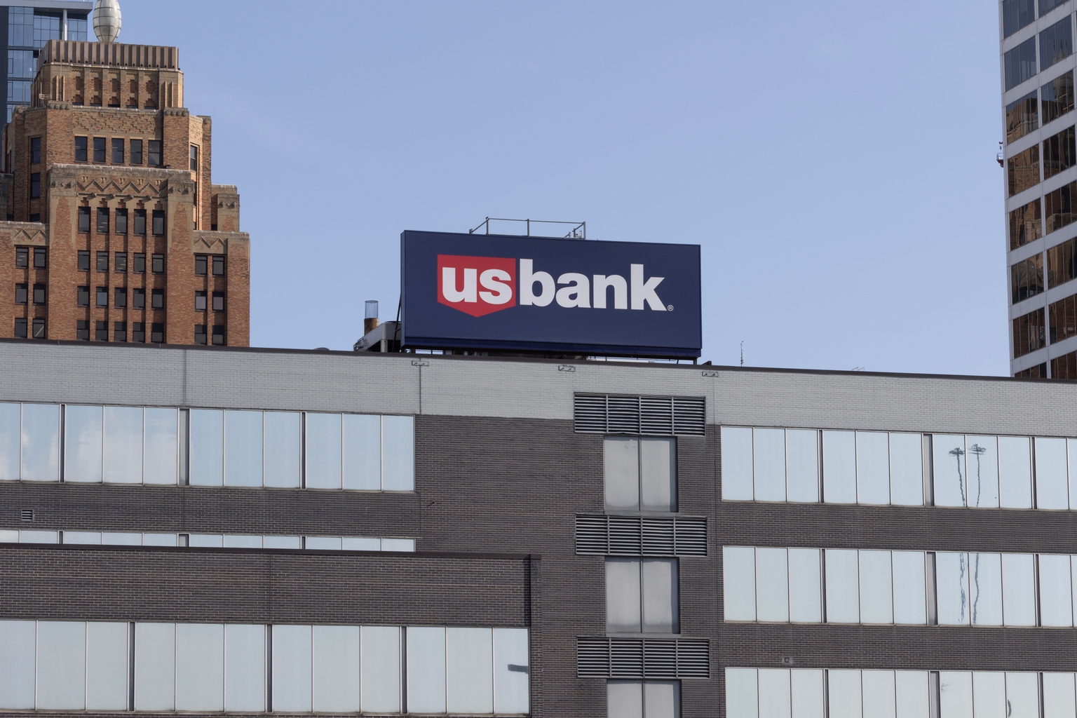 U.S. Bancorp upgraded, M&T Bank cut at Citi amid shift to early CoE ...