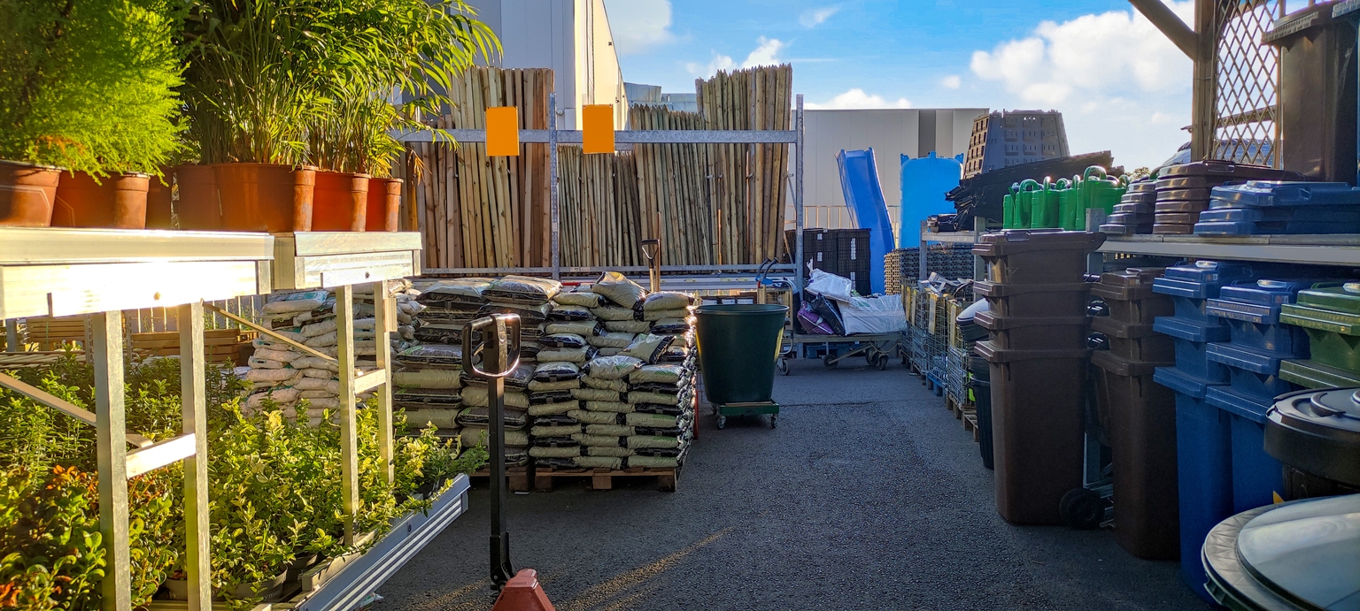 SiteOne Landscape: Improving Strategies Support The Hold Thesis (NYSE ...