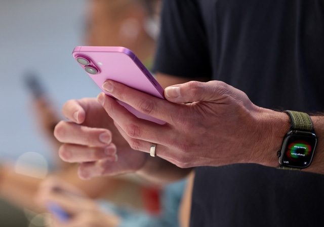 Apple's iPhone 16 models to see shorter delivery time after pre-orders ...