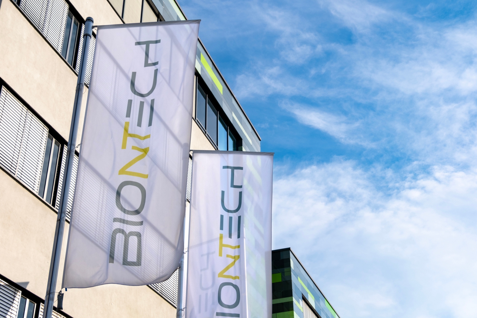 BioNTech says bispecific antibody BNT327 is competitive against Summit ...