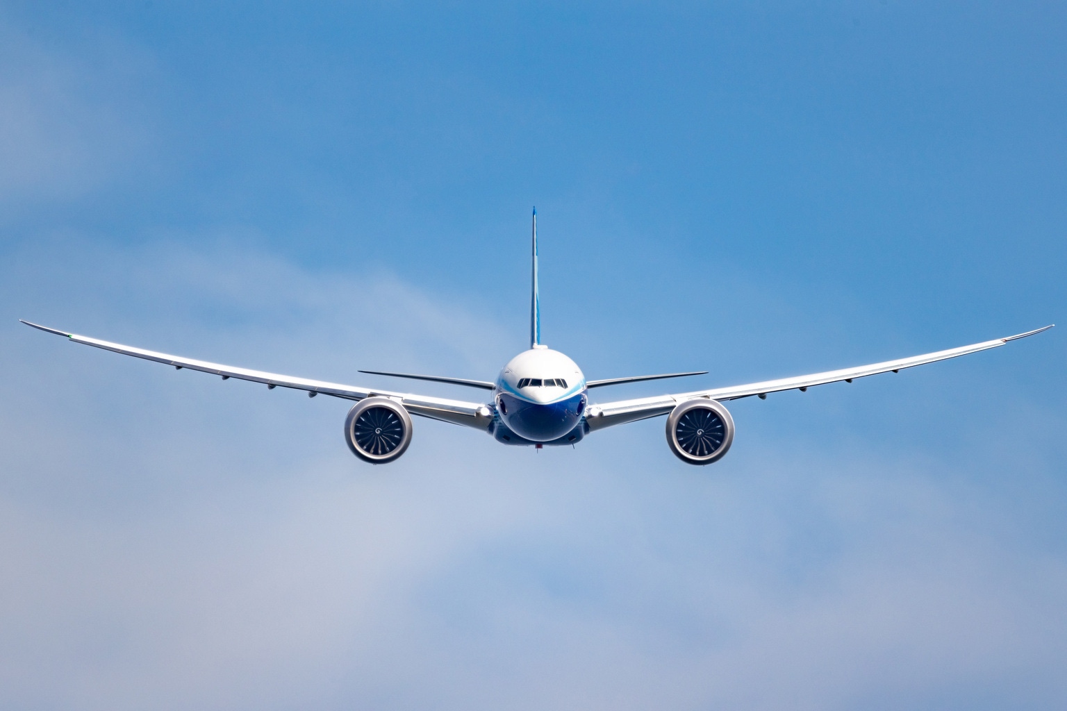 Boeing, GE are said to review engine seal issue on 777X as testing ...
