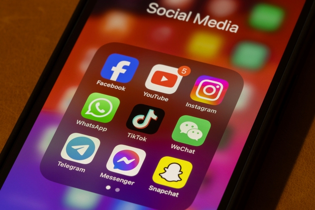 Is social media facing a child safety reckoning? (RBLX:NYSE) | Seeking ...