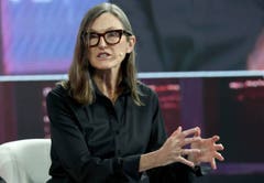 Cathie Wood talks 'voracious' SpaceX appetite, Tesla's edge to drive ...