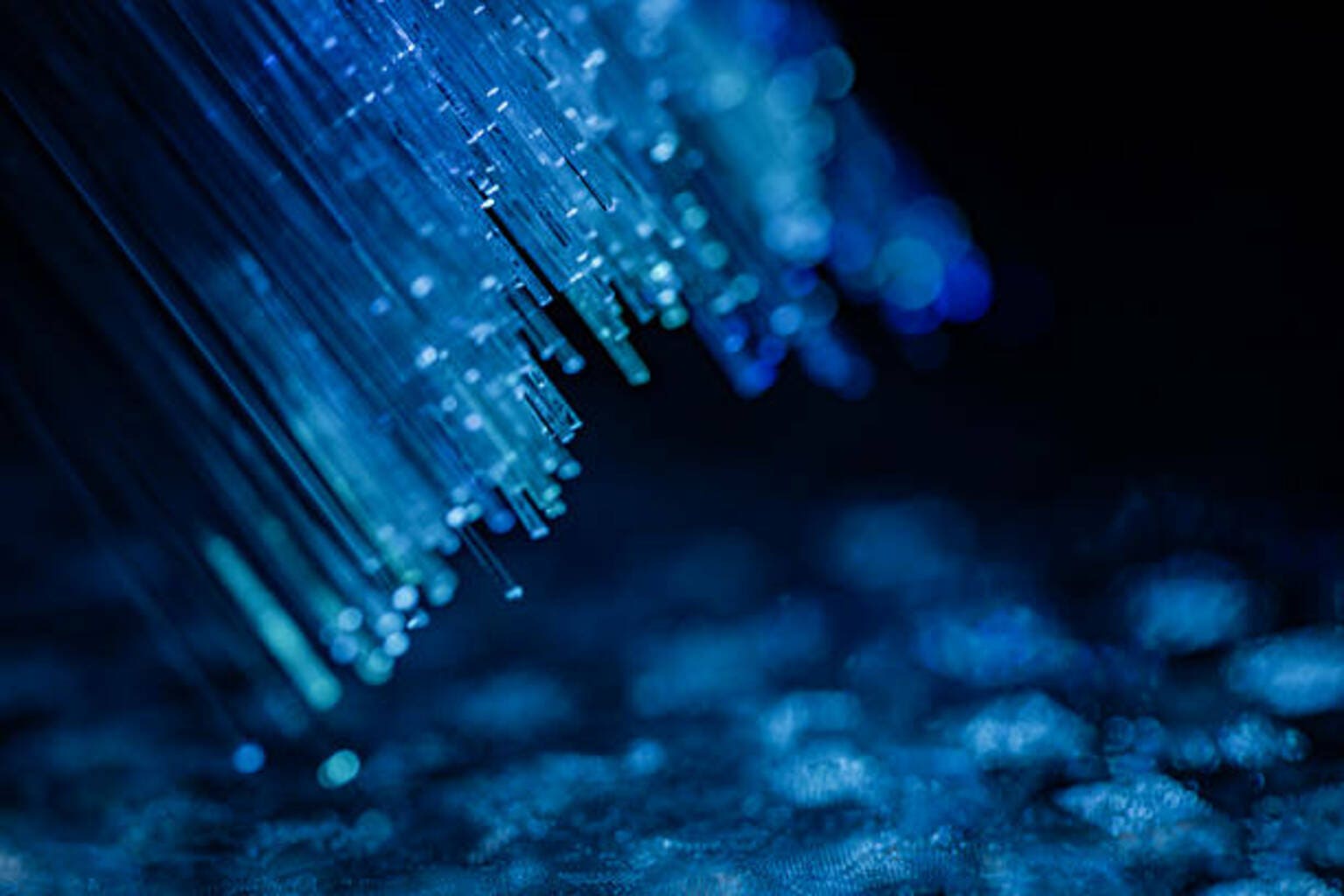 Lumen: Climbing Out Of The 'Junk Yard,' A Fair Value Upgrade (NYSE:LUMN ...