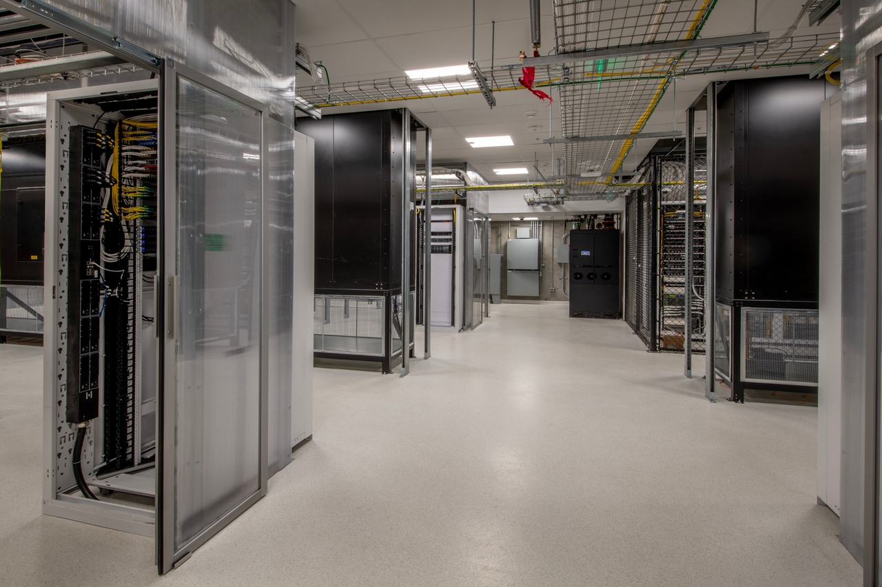 Bloom Energy: The $5B Brookfield Catalyst Powers AI Data Centers (NYSE ...