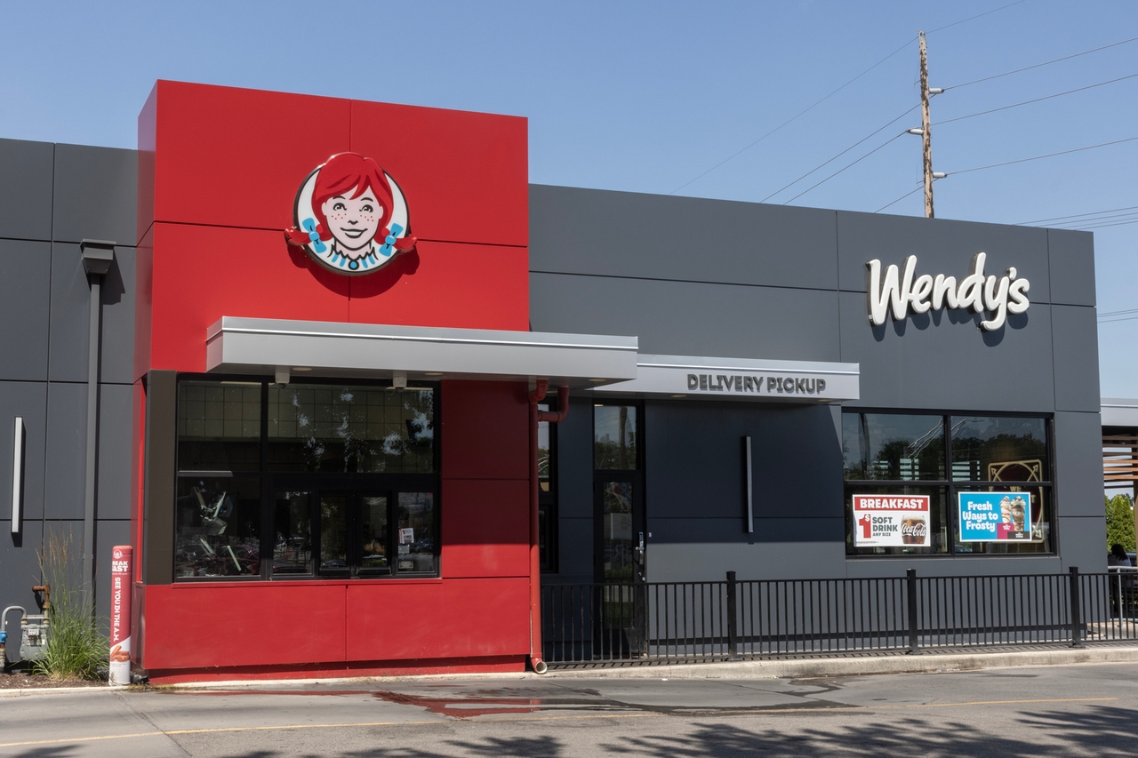 Restaurant reset: Wendy's rallies amid Nelson Peltz intrigue (WEN ...