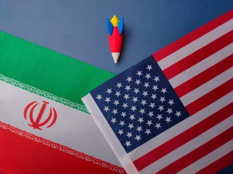 Trump says U.S. is readying military if Iran fails to comply – report ...