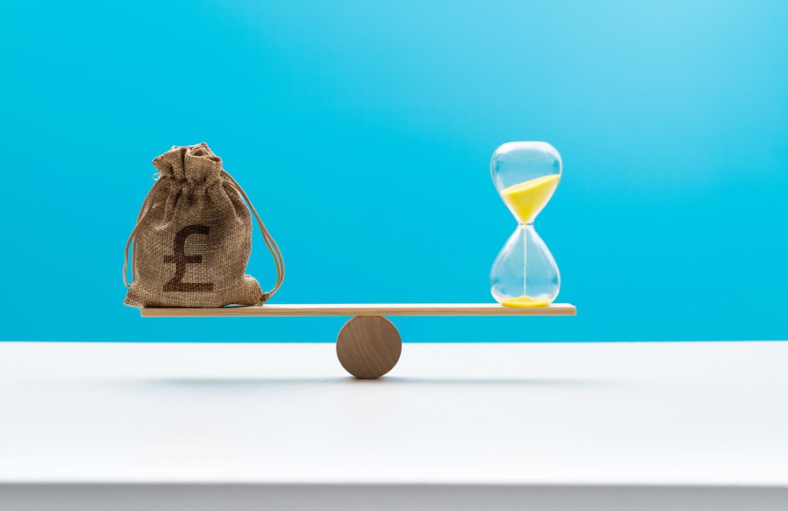 AI Demand Is Surging, But CoreWeave's Risks Are Surging Too (NASDAQ ...