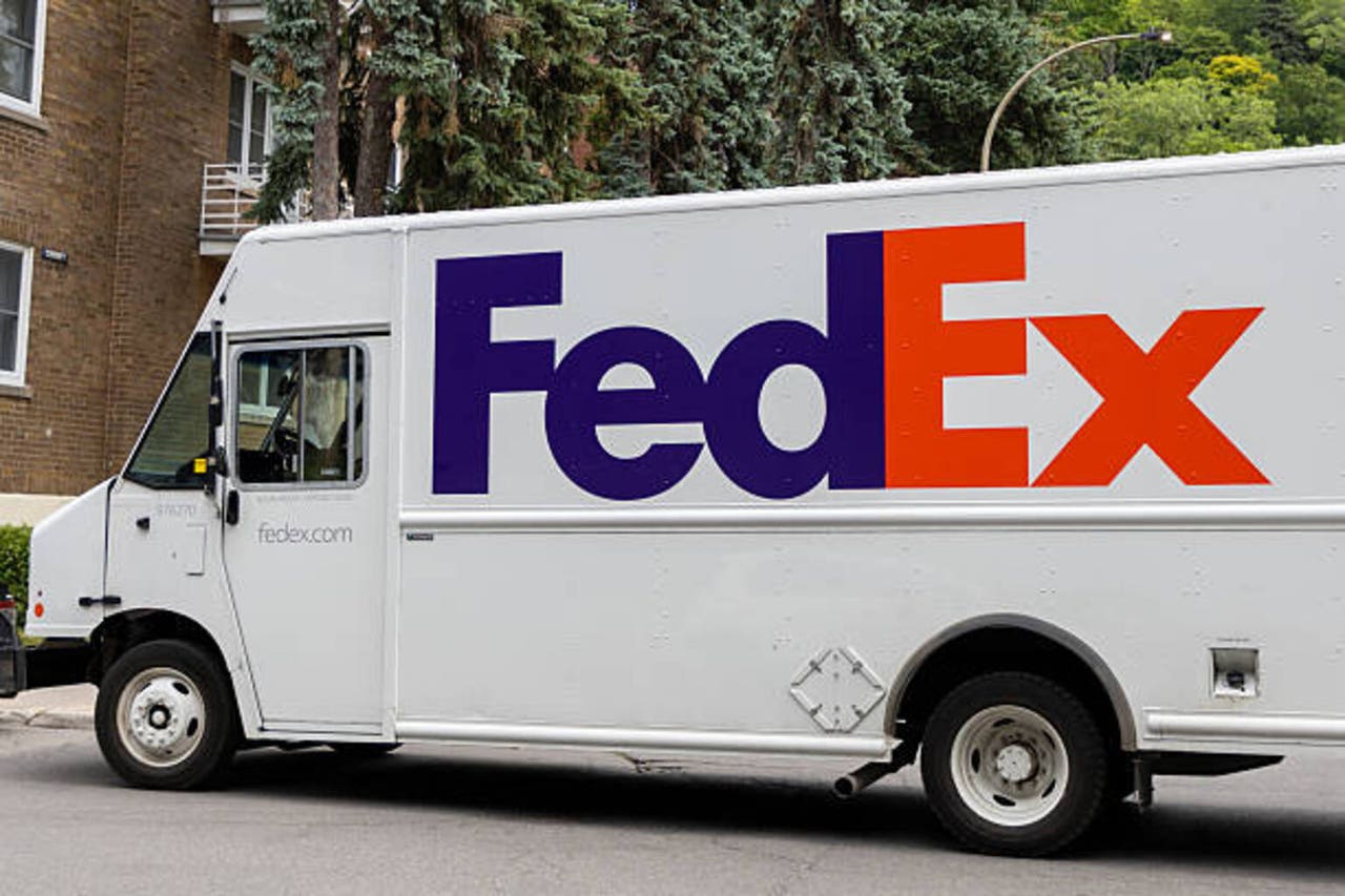 US-Israel war disrupts Gulf logistics; FedEx suspends services in five ...