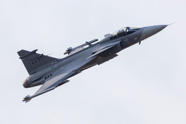 Brazil unveils first domestically produced supersonic fighter jet (EMBJ ...