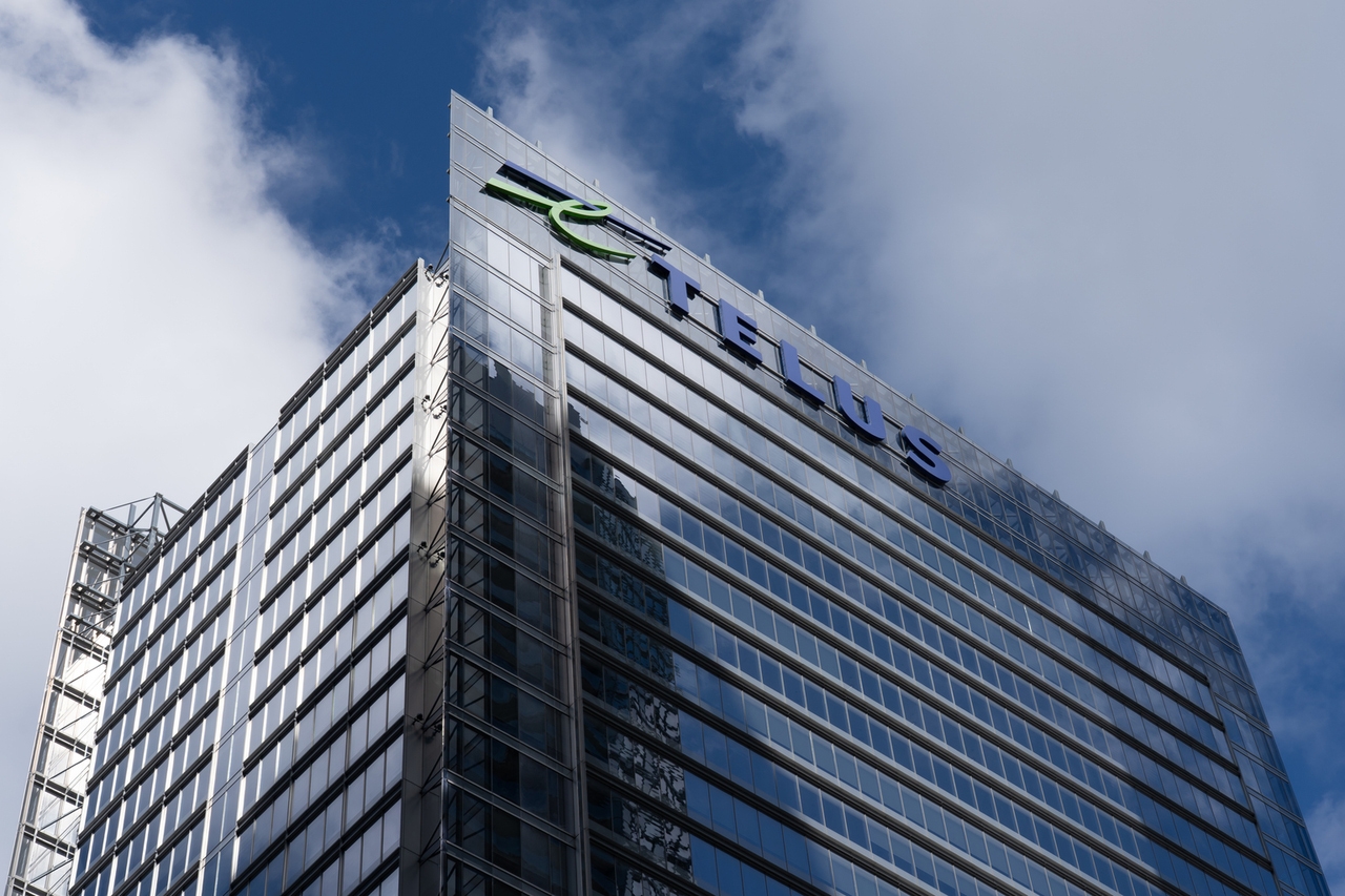 With High Yield and Mounting Pressures, TELUS CEO Switch Raises Big ...
