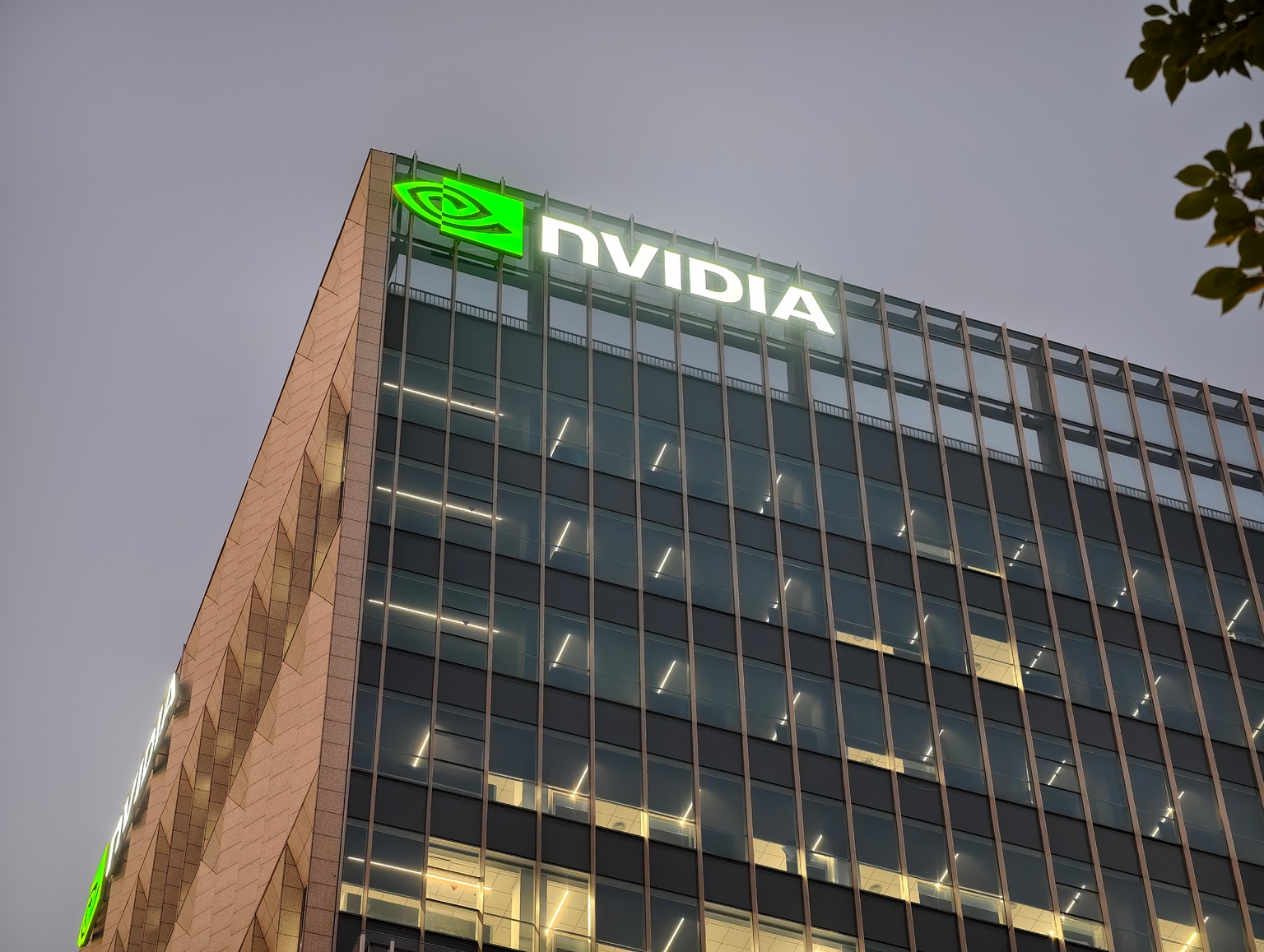 Nvidia: AI GPU Leadership Supports The Generational Lead Premium ...