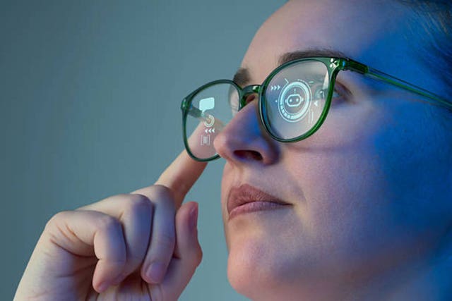 Meta and EssilorLuxottica offer new glasses with Muse Spark (META ...