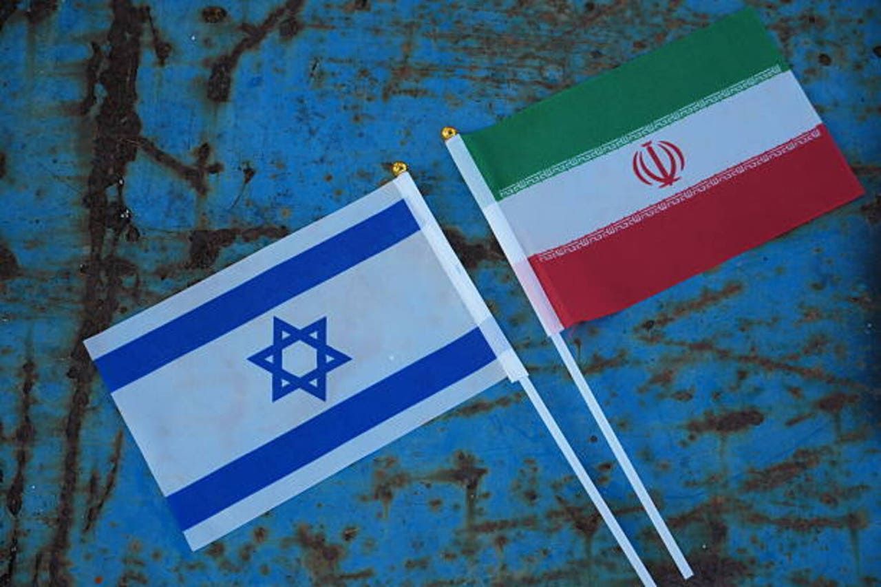 Trump urges Iran and Israel to stop shooting (SP500:) (CL1:COM ...