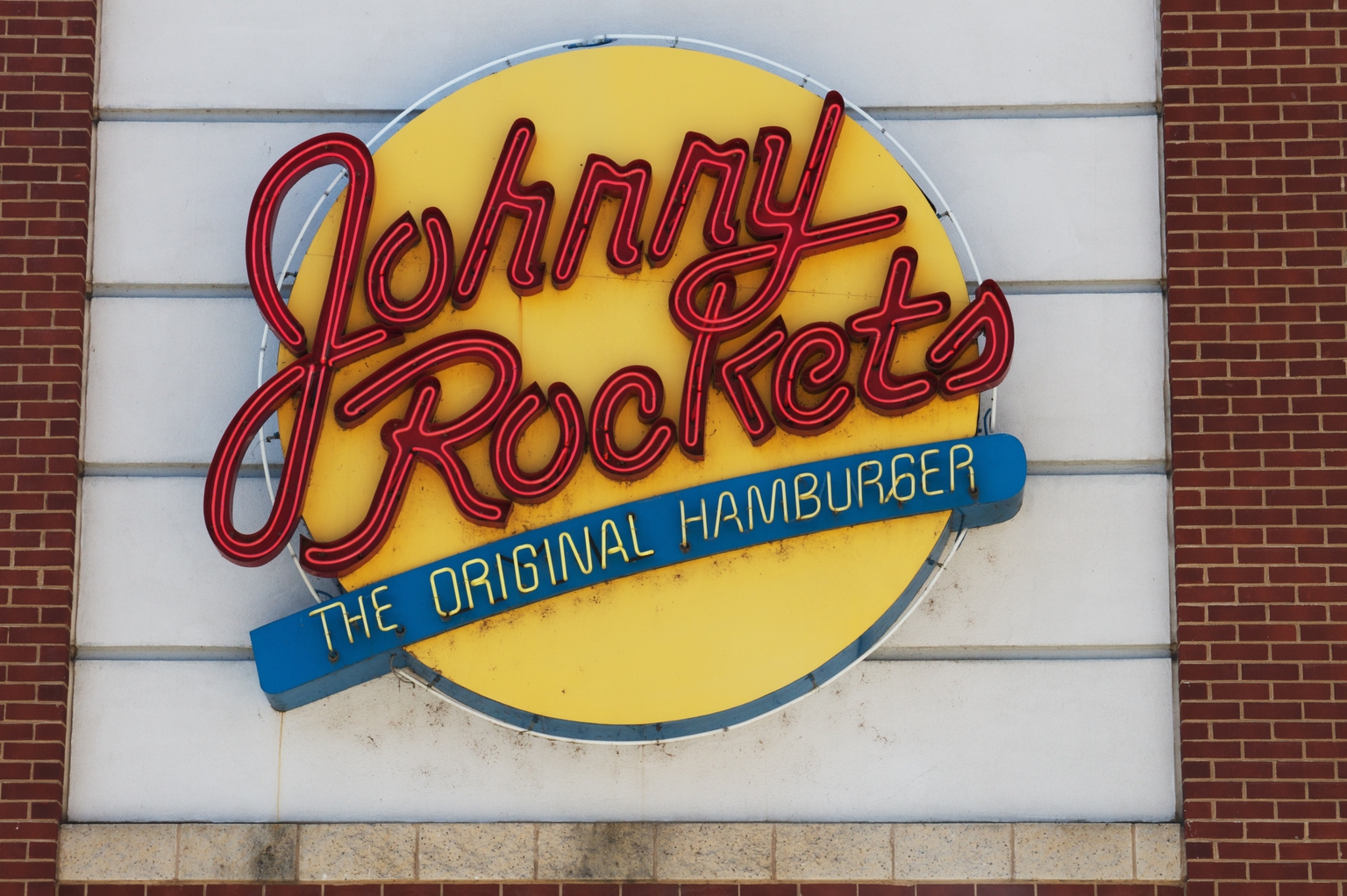 FAT Brands: Staring Into The Abyss Of Income (NASDAQ:FAT) | Seeking Alpha