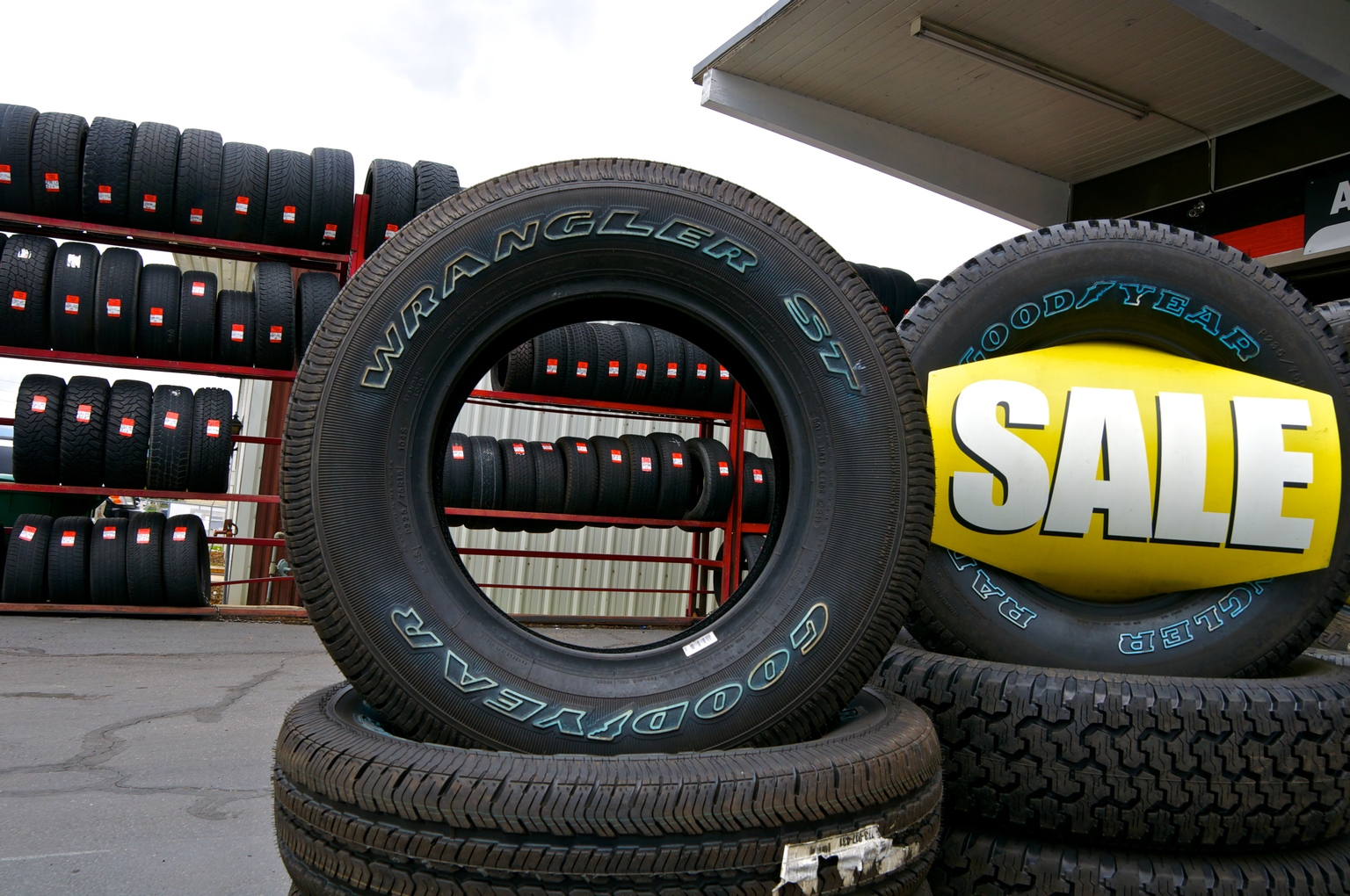 Goodyear: Forward Plan Isn't Likely To Fix Underlying Issues (NASDAQ:GT ...