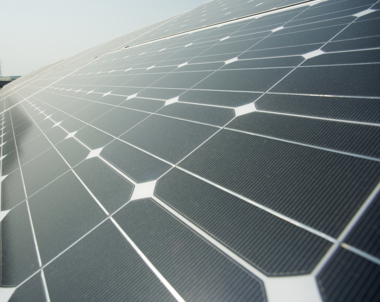 Daqo’s Profit Plunges As Growing Polysilicon Glut Casts Cloud Over ...