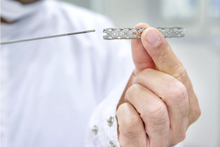 Abbott Xience stents receive FDA approval for shorter blood thinning ...