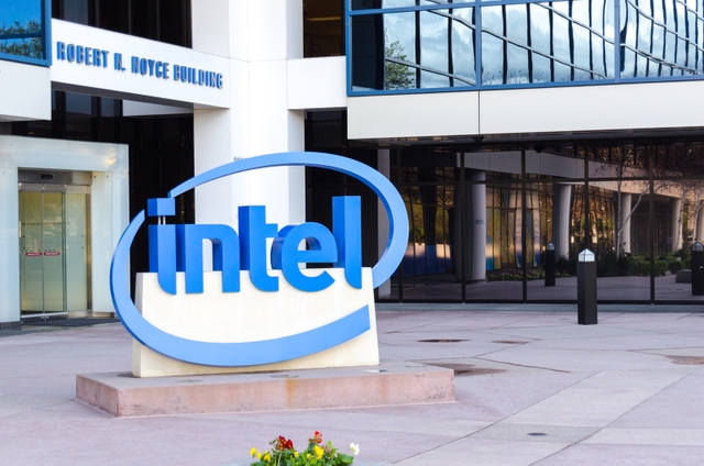 Intel: This Is The Comeback Of A Lifetime (NASDAQ:INTC) | Seeking Alpha