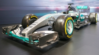 Apple gets streaming rights to Formula 1 races in multi-million dollar ...