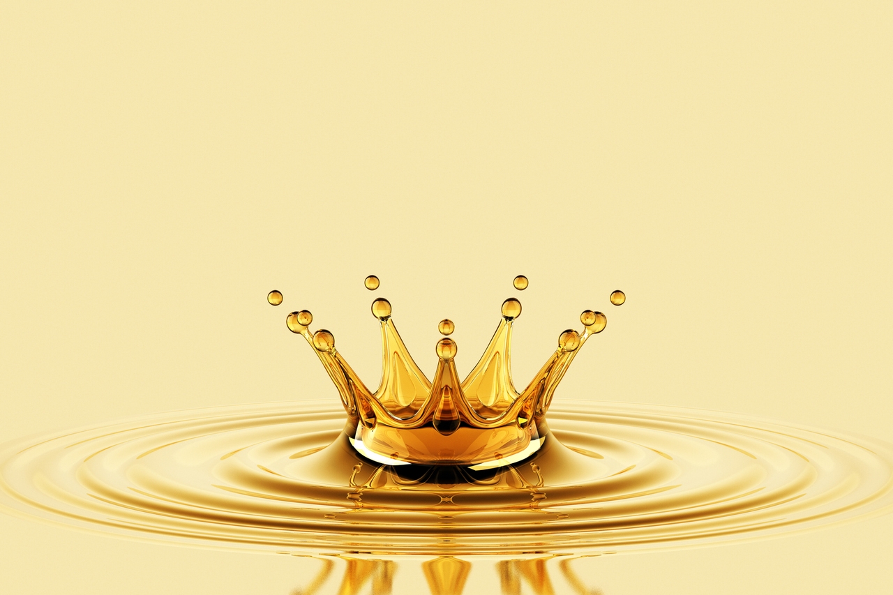 Oil Royalty Stocks That Give Full Growth Potential At Half Risk ...