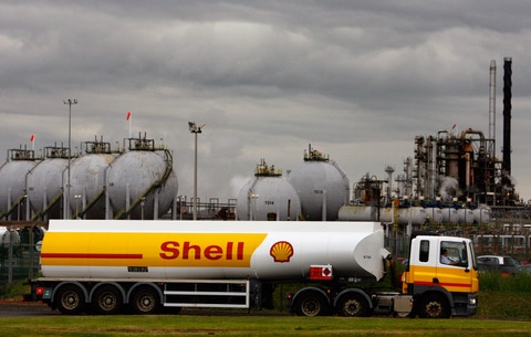 Shell considering sale of chemicals in US, Europe: report (SHEL:NYSE ...