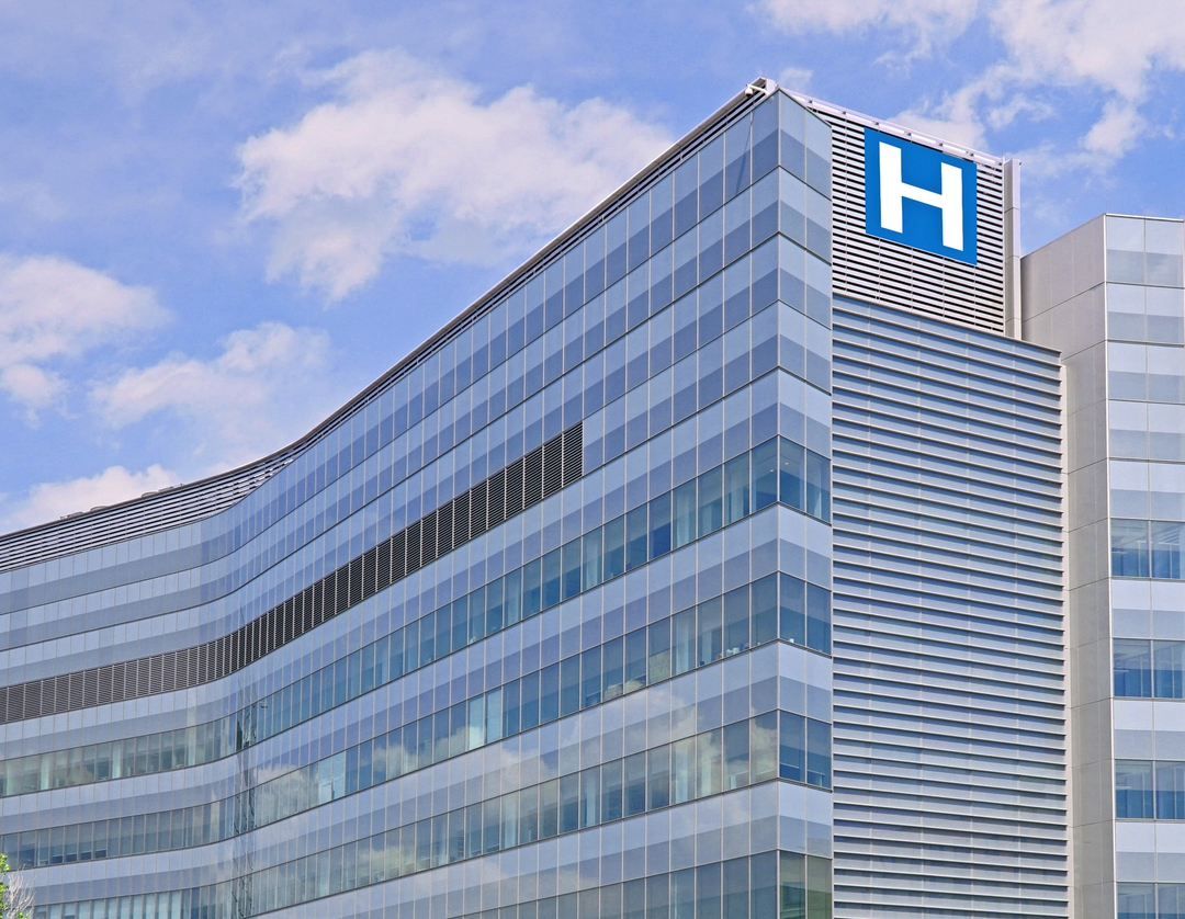 NorthWest Healthcare: A Risky REIT With An 8.2% Yield (TSX:NWH.UN:CA ...