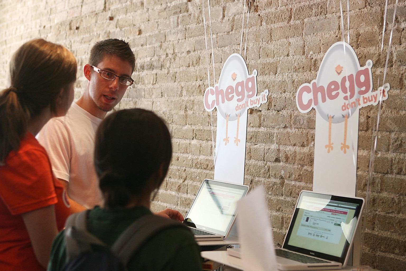 Chegg announces workforce reduction amid AI-driven strategy shift (NYSE ...