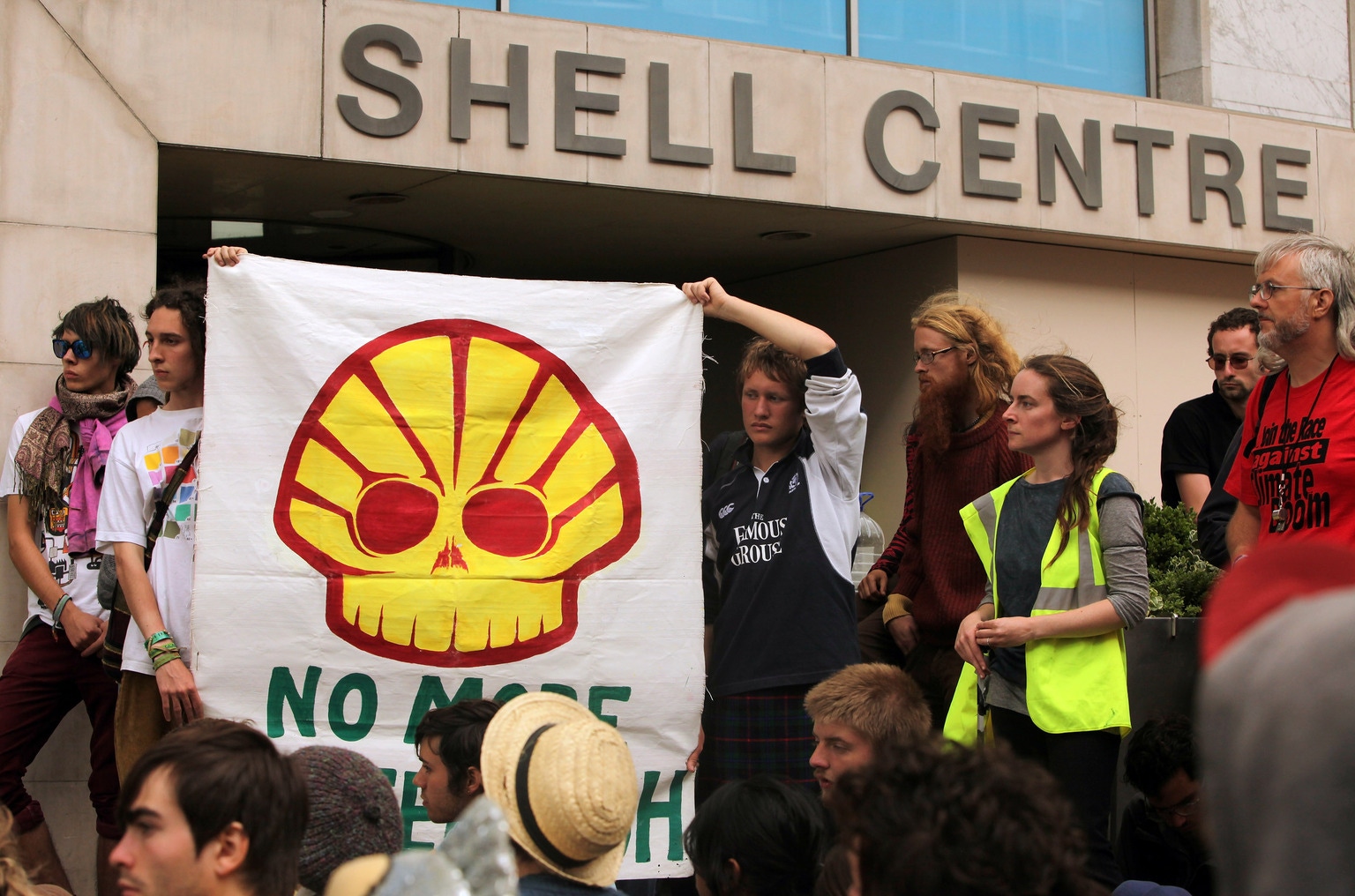 Shell: The Energy Giant May Be About To Shrug (OTCMKTS:RYDAF) | Seeking ...