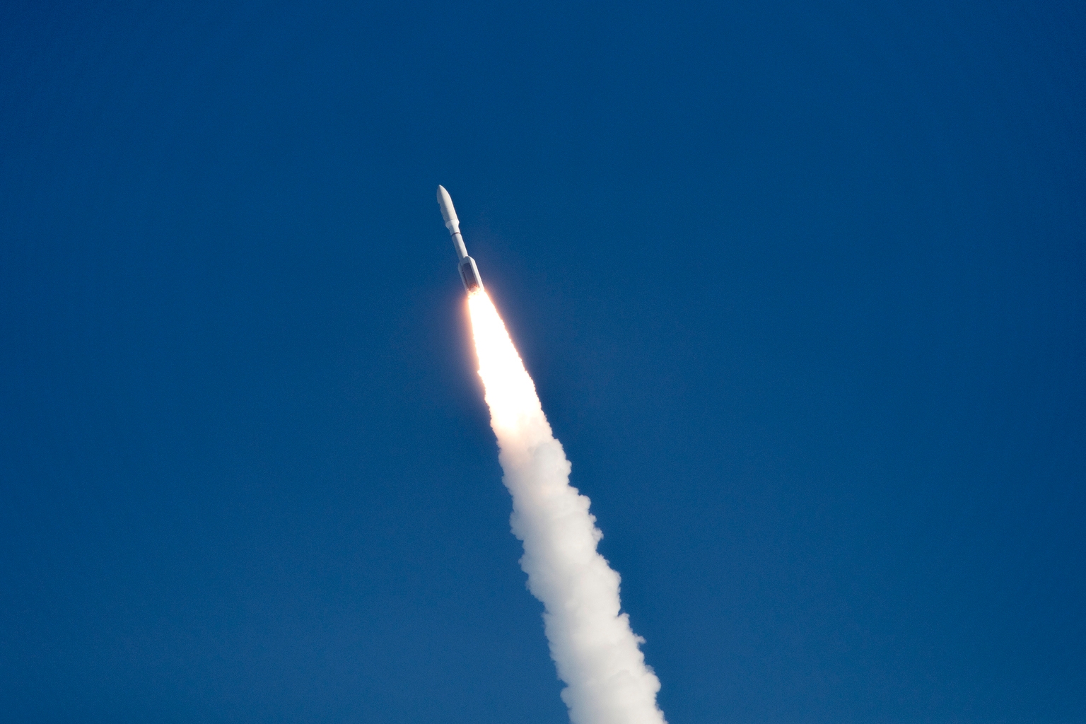 Boeing space capsule Starliner to launch with manned crew on May 6 ...