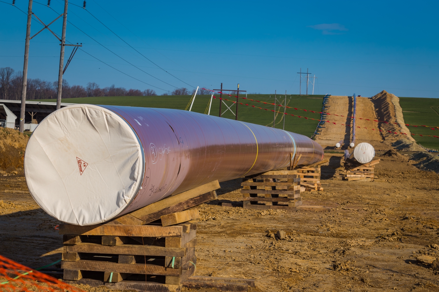 South Bow Stock: Nice Company, Solid Assets, But Wrong Time To Buy (TSX ...