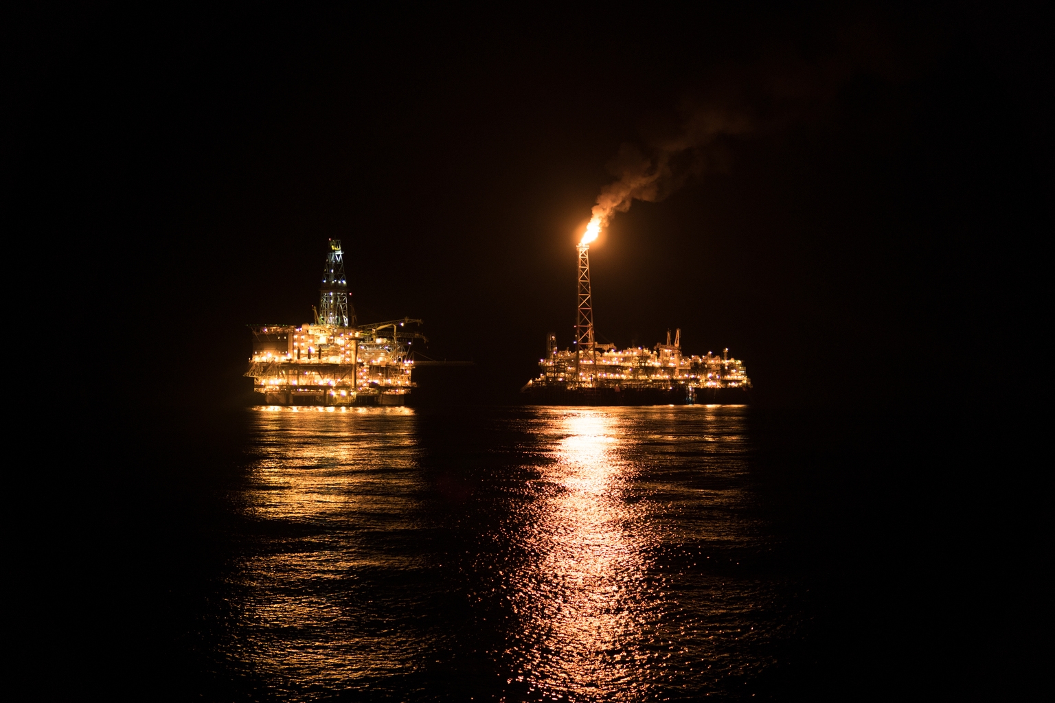 Exxon Mobil: Best House On A Bad Street (NYSE:XOM) | Seeking Alpha