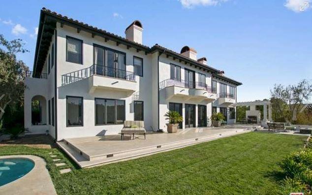 BANC: Extensive Ties To Notorious Fraudster Jason Galanis Make Shares ...