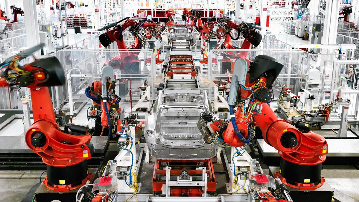 Can Tesla Gain A Competitive Advantage Over Adversaries In Auto Sector ...