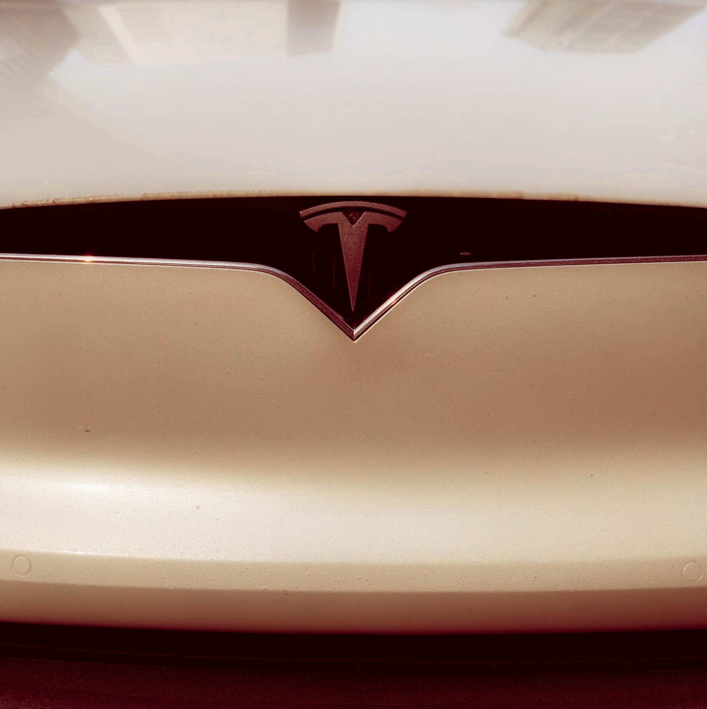 Based On Q3 Cash Flow, Tesla Is Worth $20 Billion (NASDAQ:TSLA ...