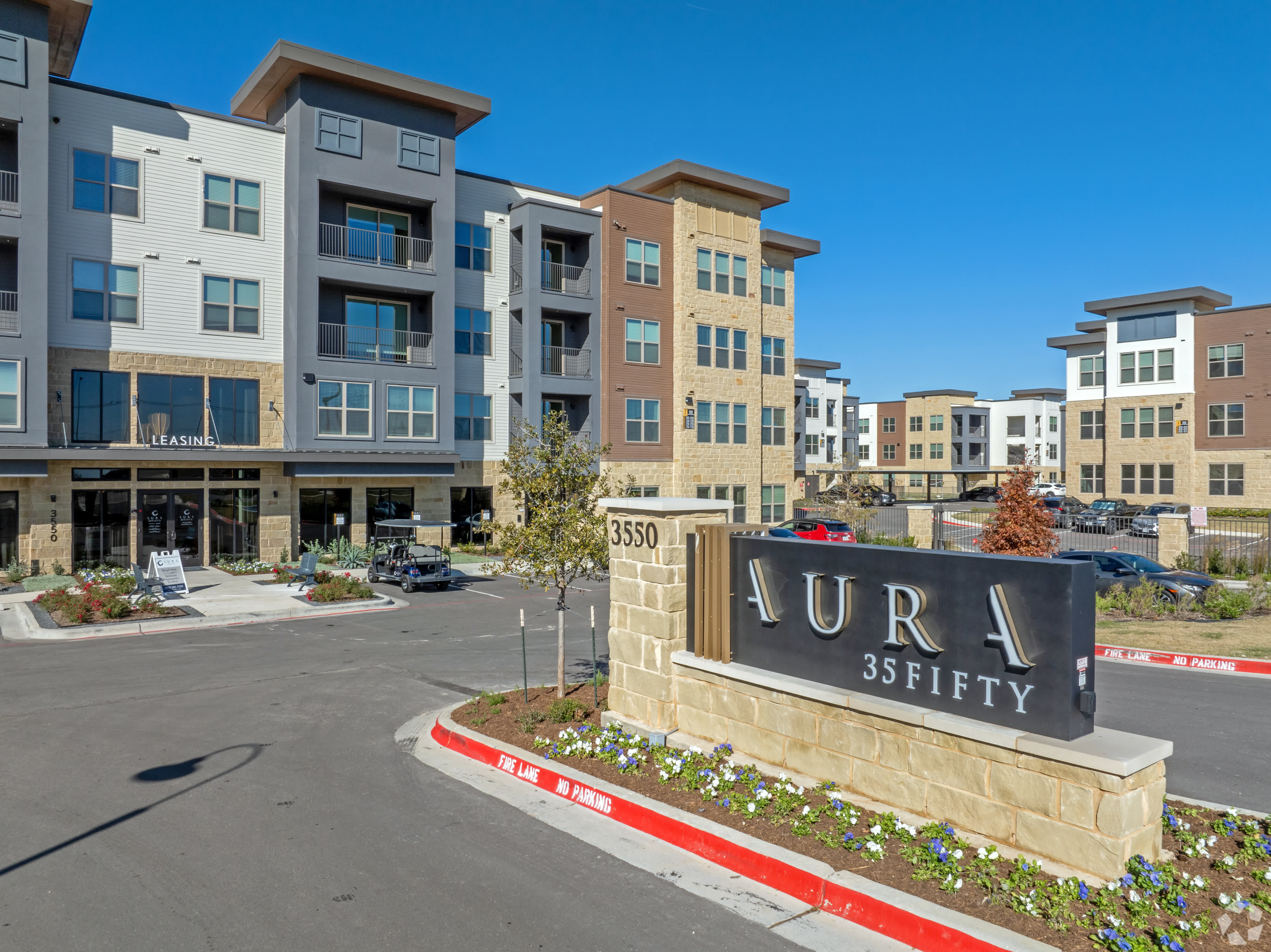 2 REITs That Pay Me $1,000 Each Month | Seeking Alpha