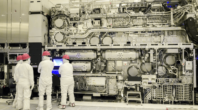 ASML: On The Verge Of Exploding (NASDAQ:ASML) | Seeking Alpha